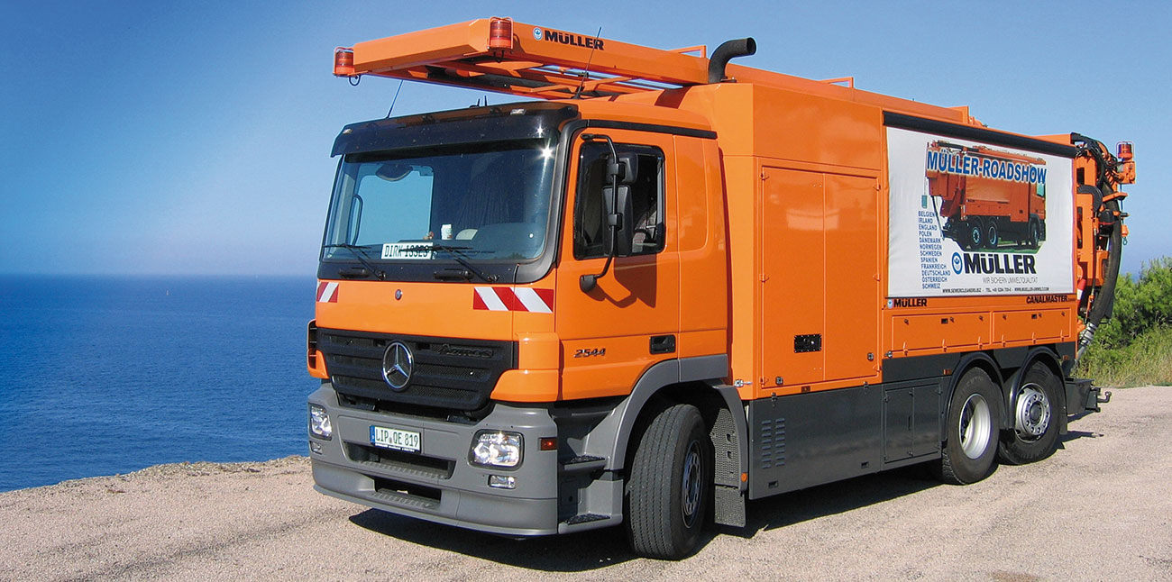 Disposal technology from Müller - vacuuming, separating, clarifying